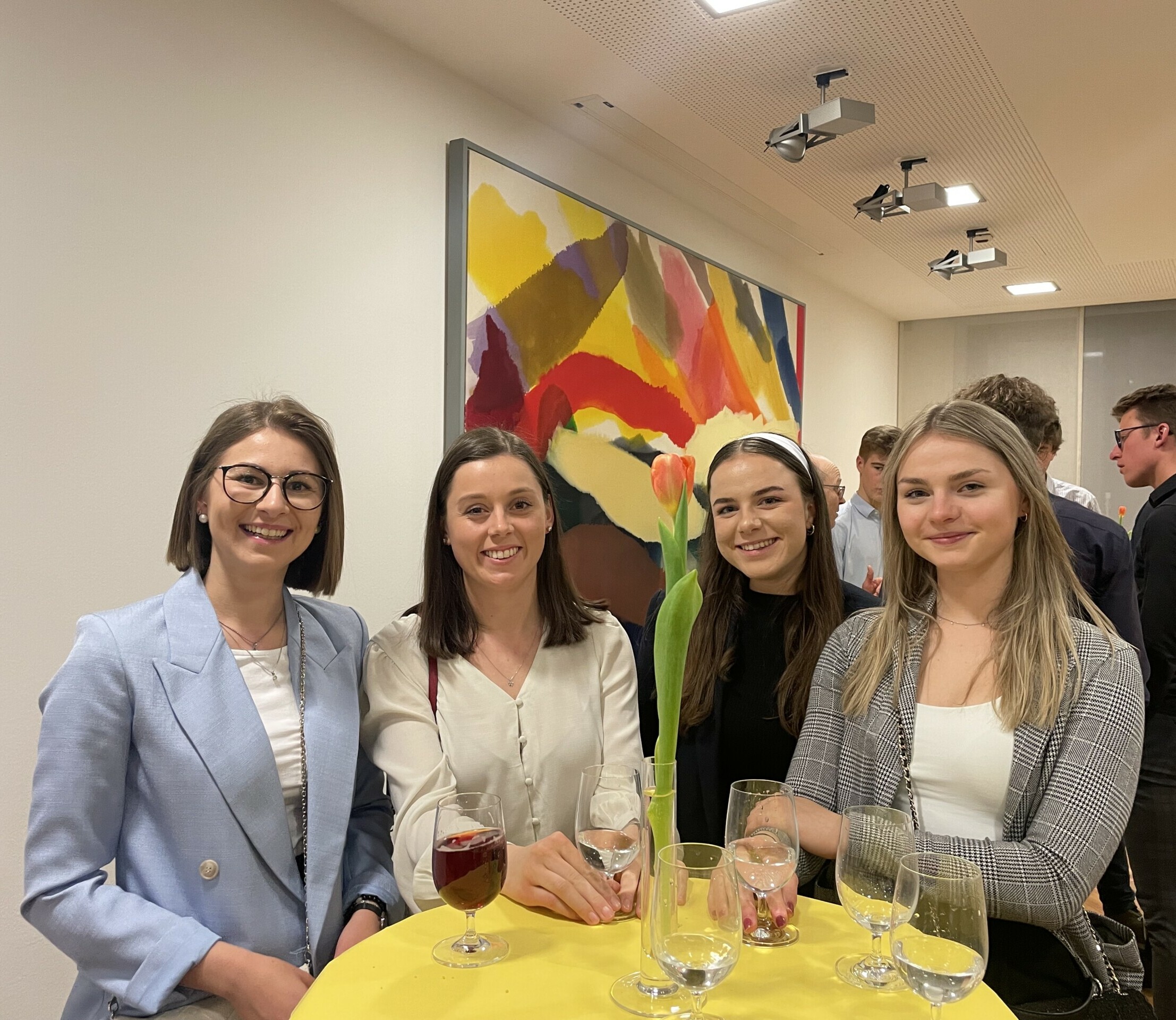 Einblicke in die Raiffeisen- Landesbank OÖ AG - UNIMC